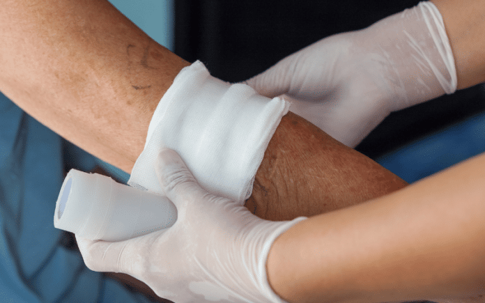 15 Warning Signs of High Blood Sugar: Unmasking Hyperglycemia Symptoms