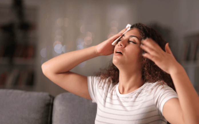 10 Symptoms of an Ulcerative Colitis (UC) Flare-Up: Recognizing the ...