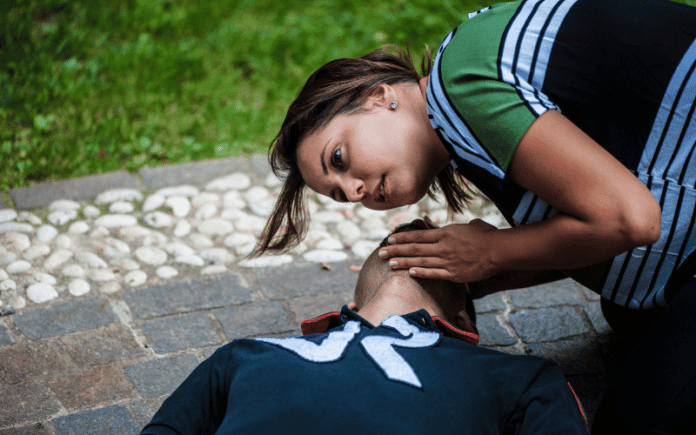 Heart Attack Alert: Know These 20 Signs And Symptoms - Page 13 of 21